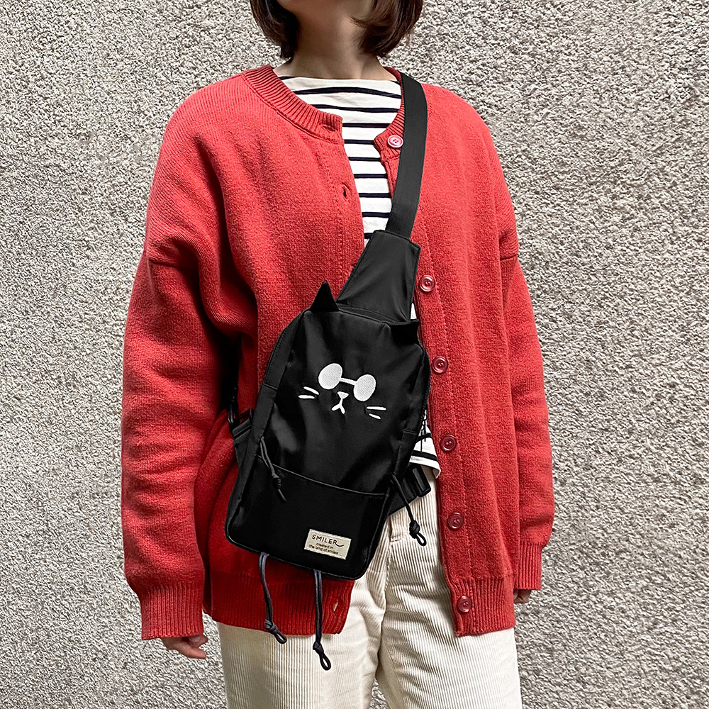 【CAT Buddy Bag - ブラック】男女兼用ボディバッグを仕入れる | ECモールに無い商品の仕入れならorosy（オロシー）