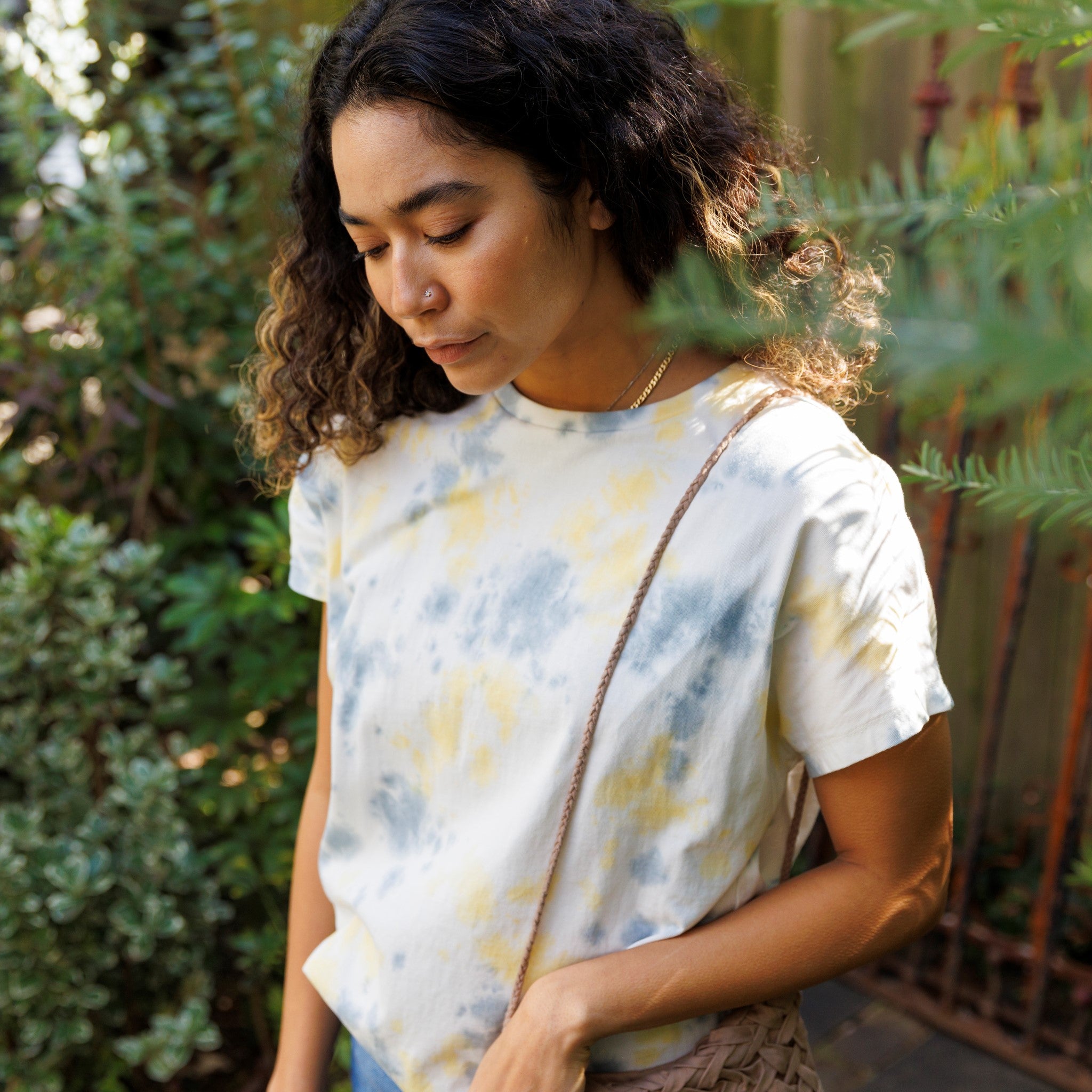 Roti Dye T-Shritを仕入れる | ECモールに無い商品の仕入れならorosy（オロシー）