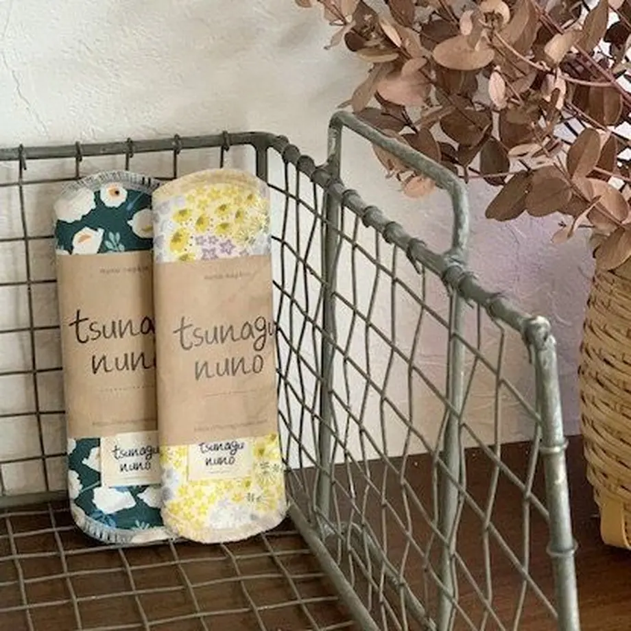 冷えとりナプキンSサイズ ＜small flower＞を仕入れる | ECモールに無い商品の仕入れならorosy（オロシー）