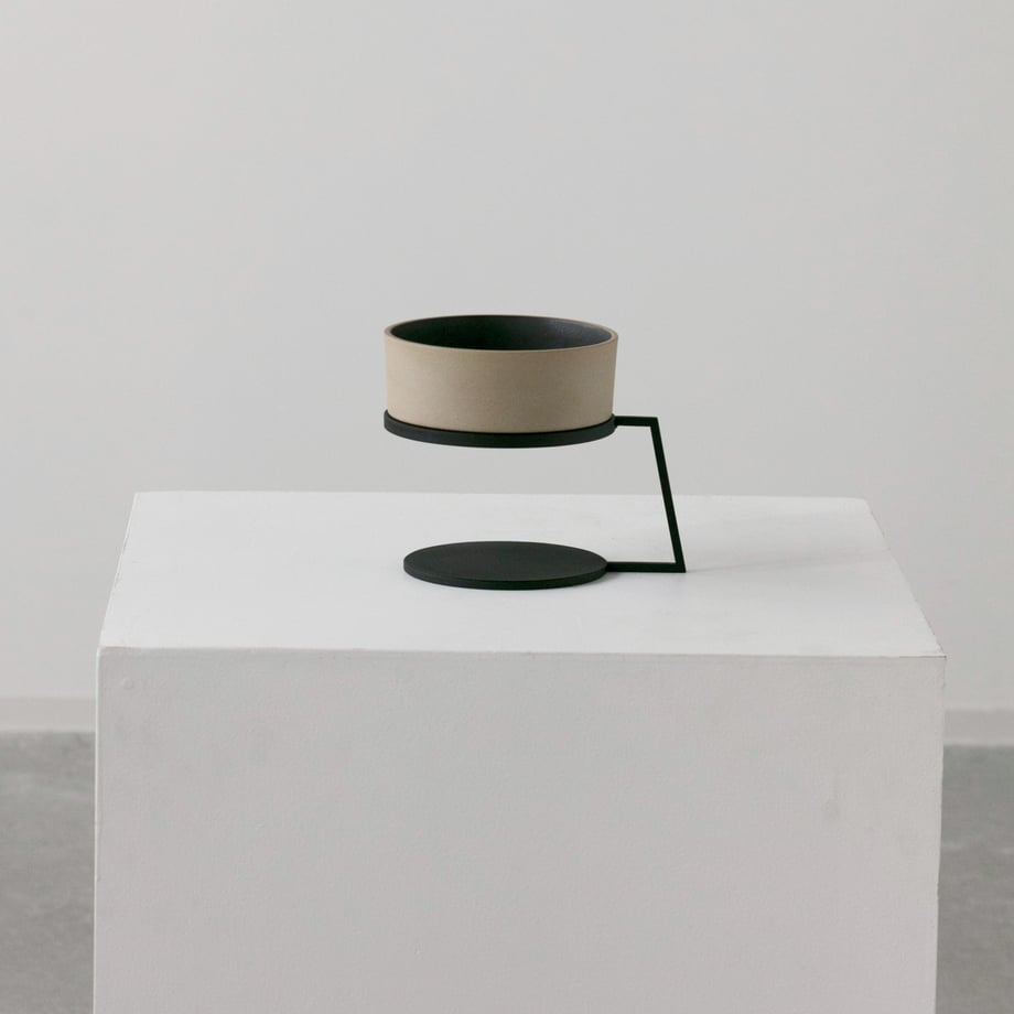 TAJIMI / water stand [ black ]を仕入れる | ECモールに無い商品の仕入れならorosy（オロシー）