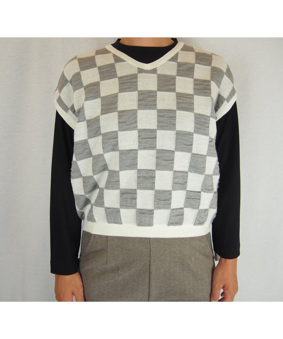 【日本製】「膨れチェックジャガード」ブイネックベスト2024秋冬新作を仕入れる | ECモールに無い商品の仕入れならorosy（オロシー）