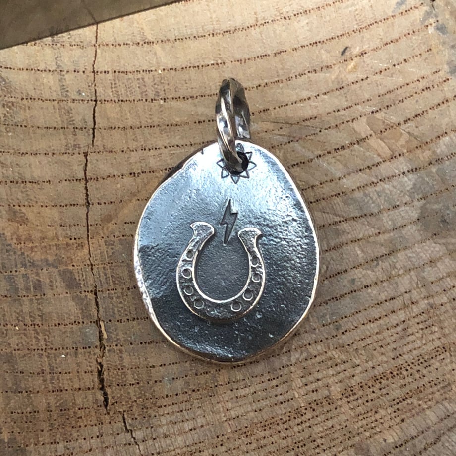 ”METAL” SilverTopを仕入れる | ECモールに無い商品の仕入れならorosy（オロシー）