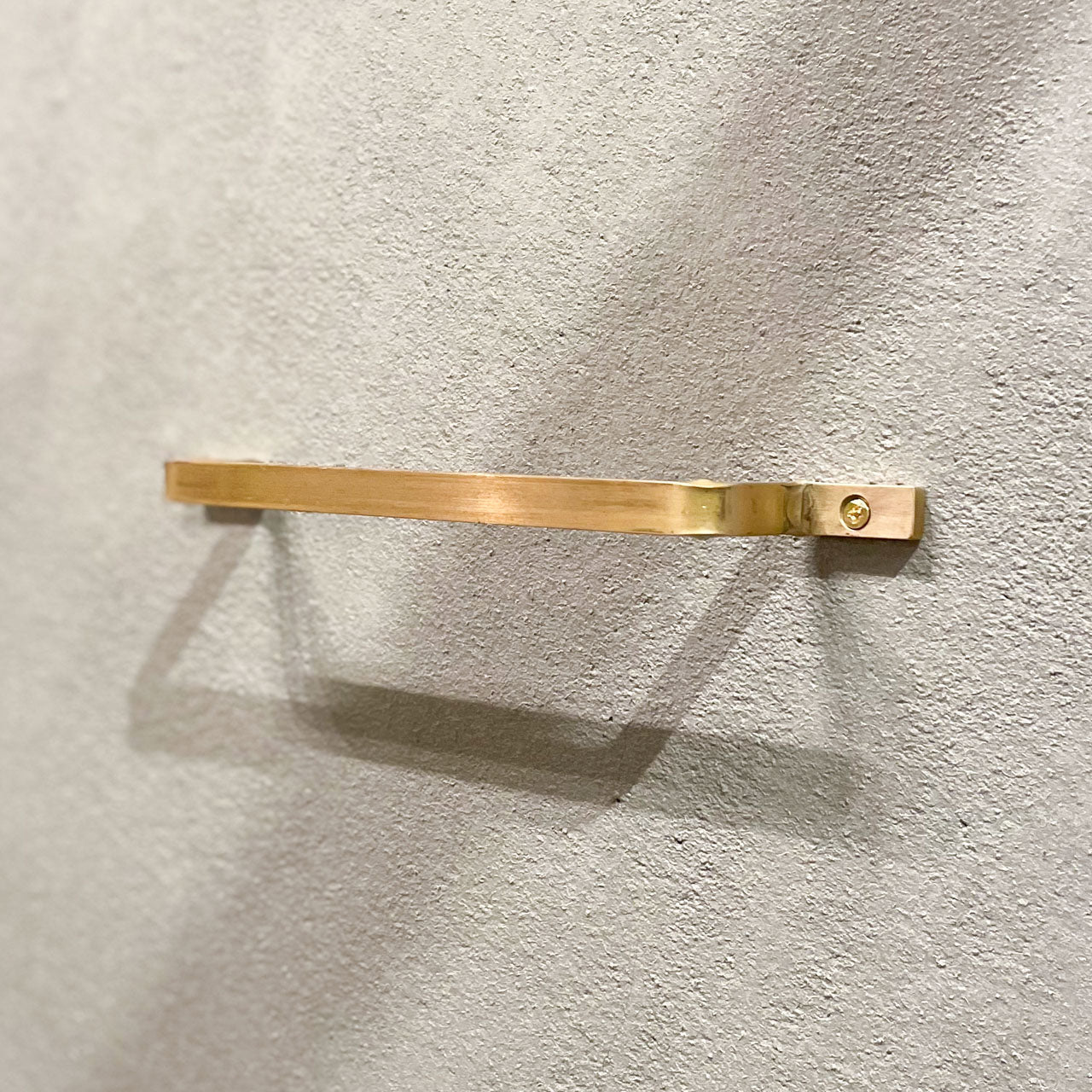 Brass Bar Hangerを仕入れる | ECモールに無い商品の仕入れならorosy（オロシー）