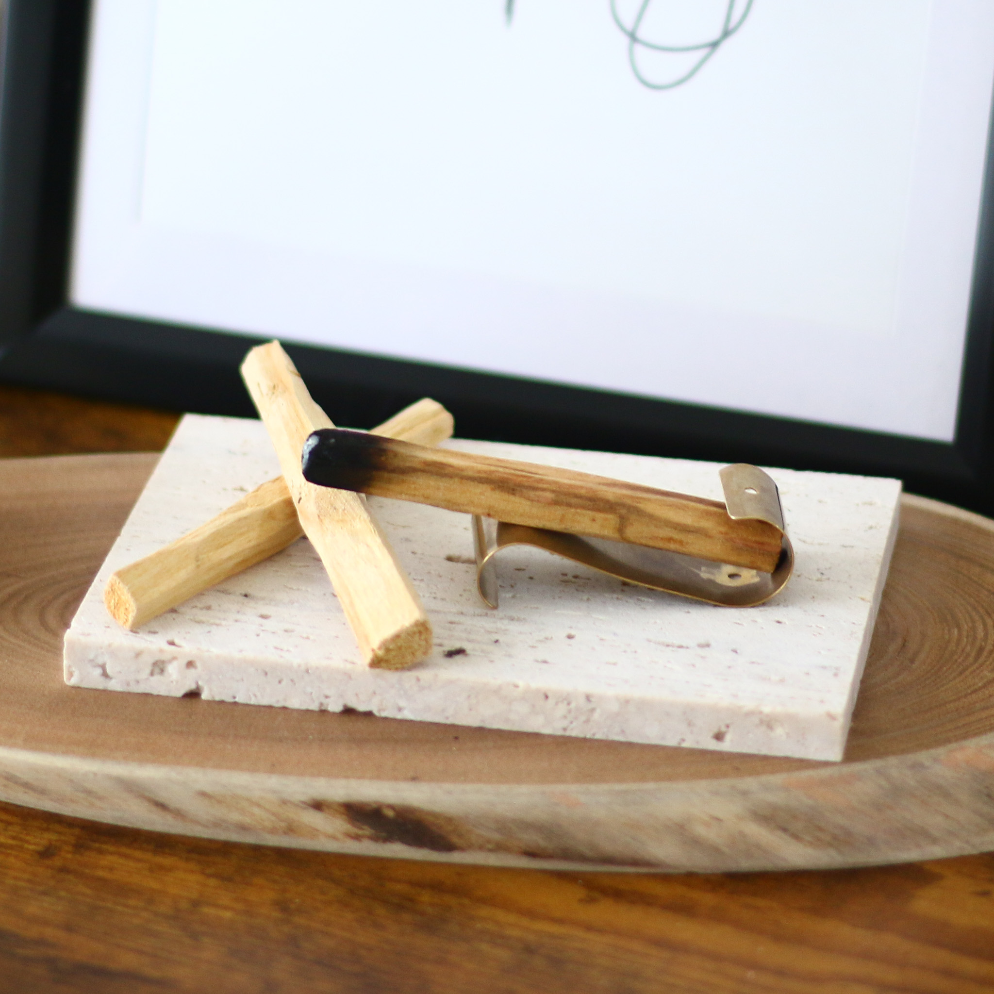 Dual Brass Palo Santo Holder -Swirl Cを仕入れる | ECモールに無い商品の仕入れならorosy（オロシー）