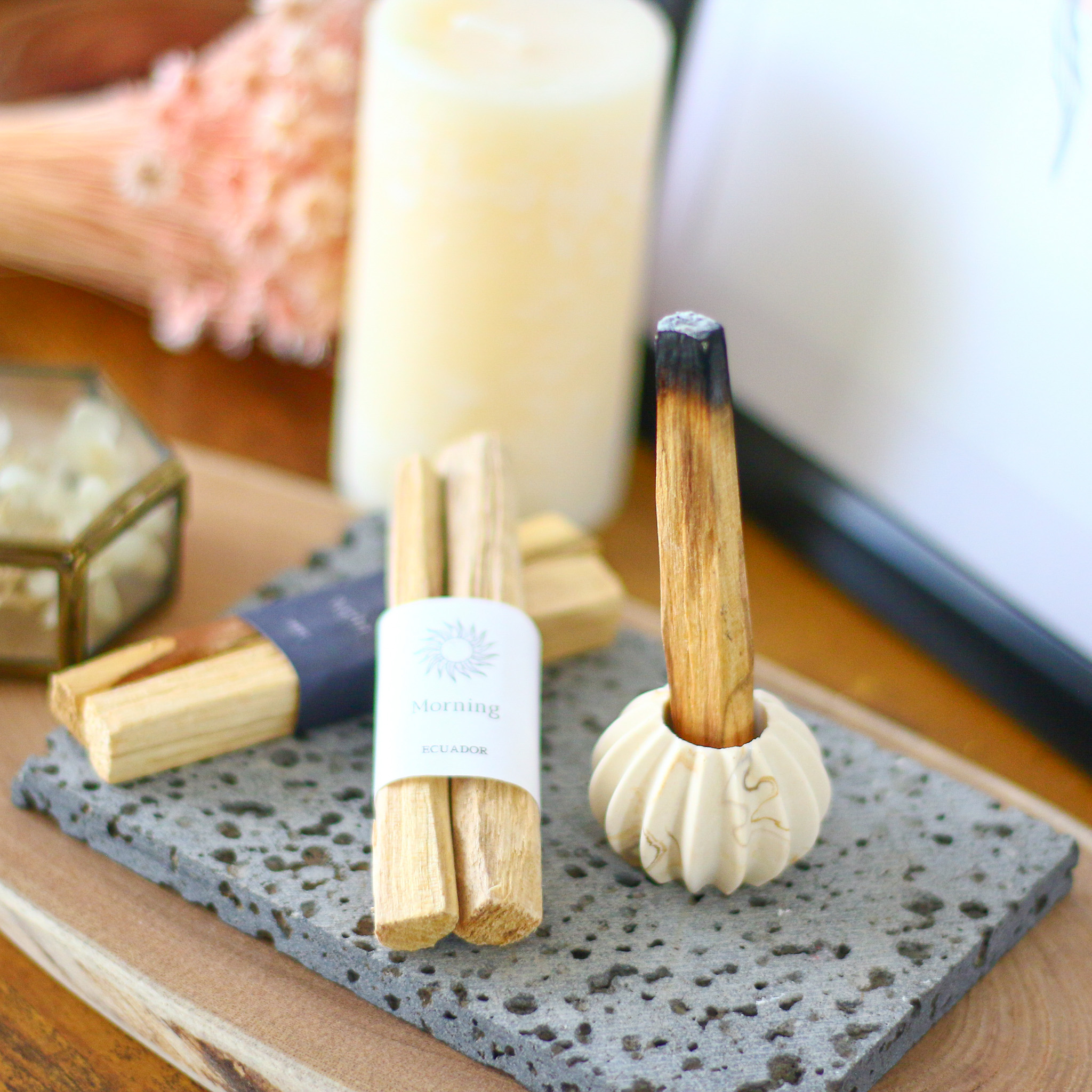 Positive Energy Palo Santo Sticks & Holder set -Jupiterを仕入れる | ECモールに無い商品の仕入れならorosy（オロシー）
