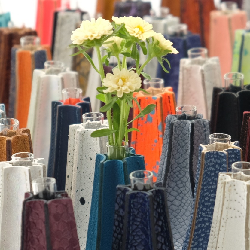 7iro LEATHER LAB の商品一覧 | ECモールに無い商品の仕入れならorosy（オロシー）